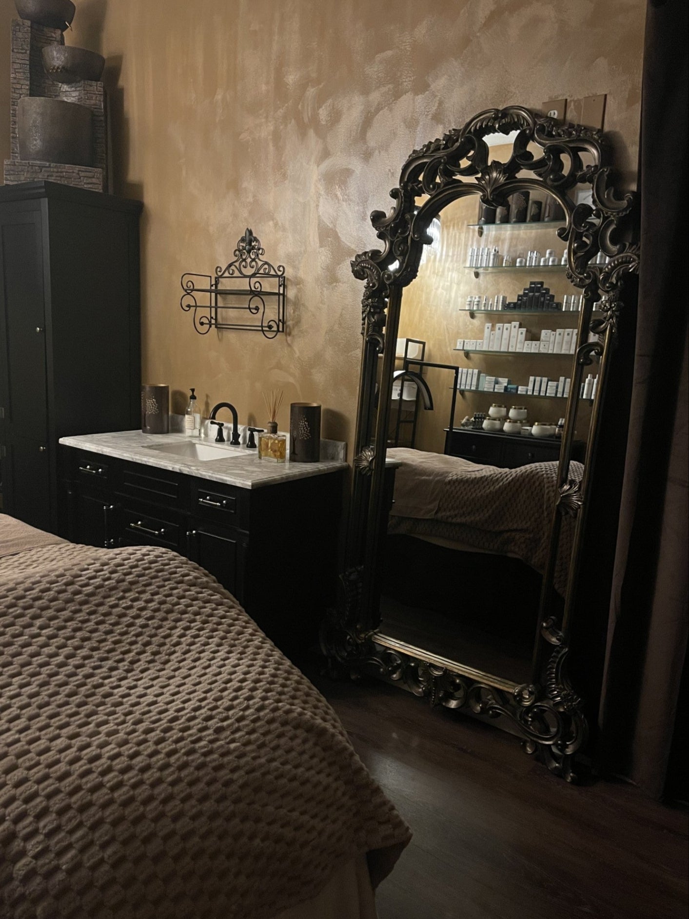 Pure Glow Spa®- Eminence Organic Skin Care
